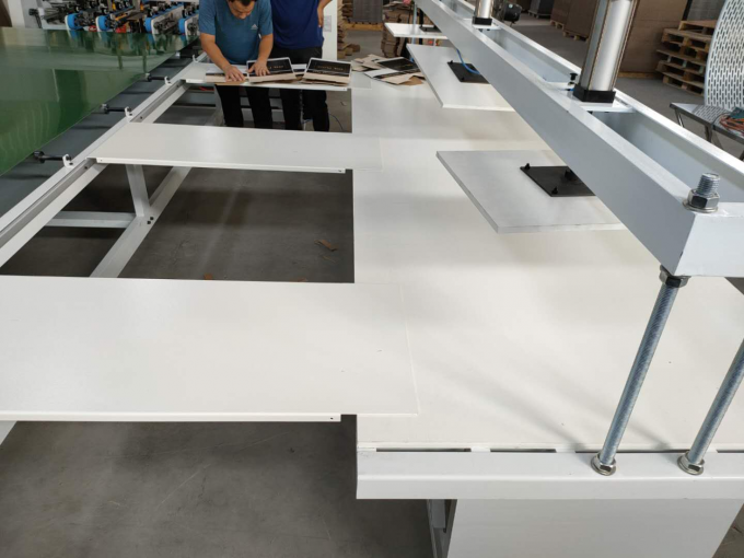 IPACK Folding PP Corrugated Box Making Machine Carton Gluers